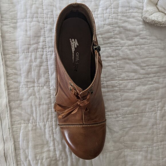Anthropologie Antelope | Shoes | Anthropologie Antelope Ella Distressed ...